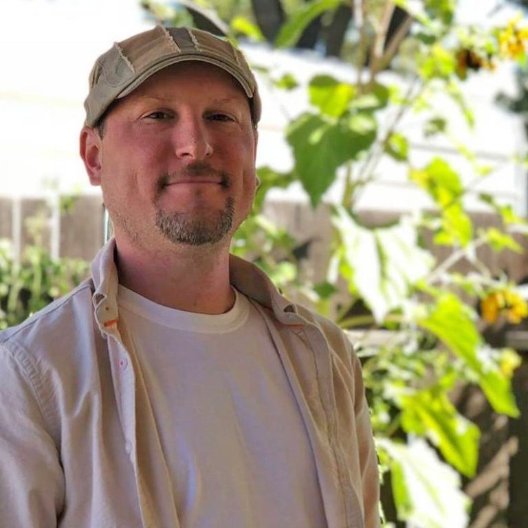 972: Small Space Urban Gardening with Enoch Graham - The Urban Farm Podcast